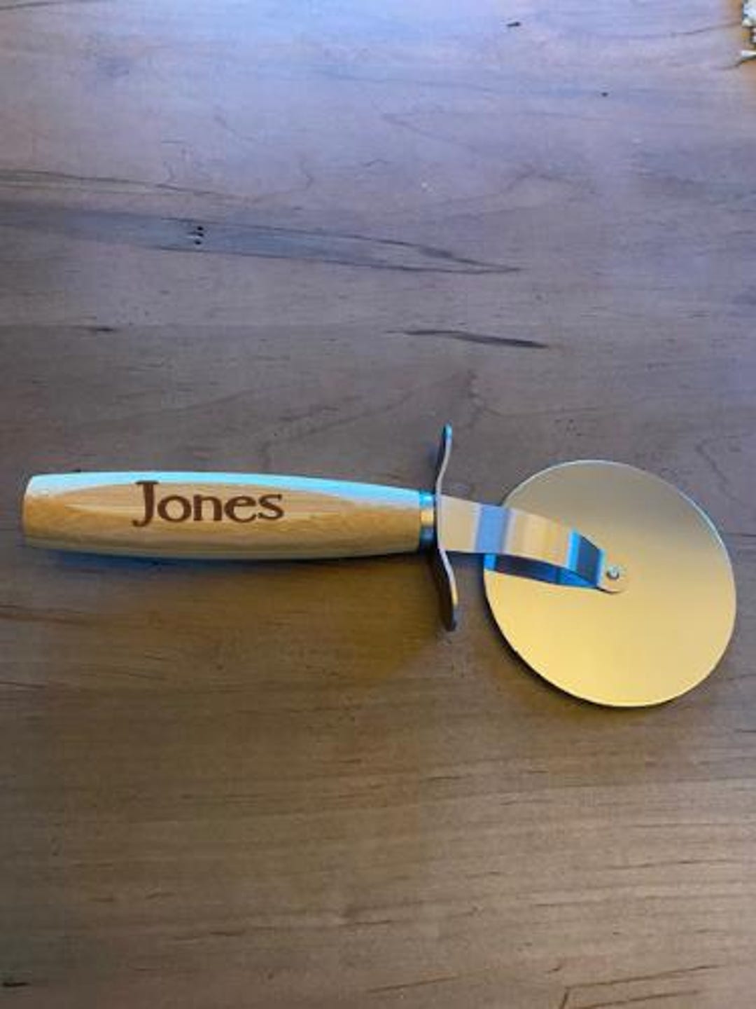 Custom Personalized Wood Pizza Cutter - Etsy