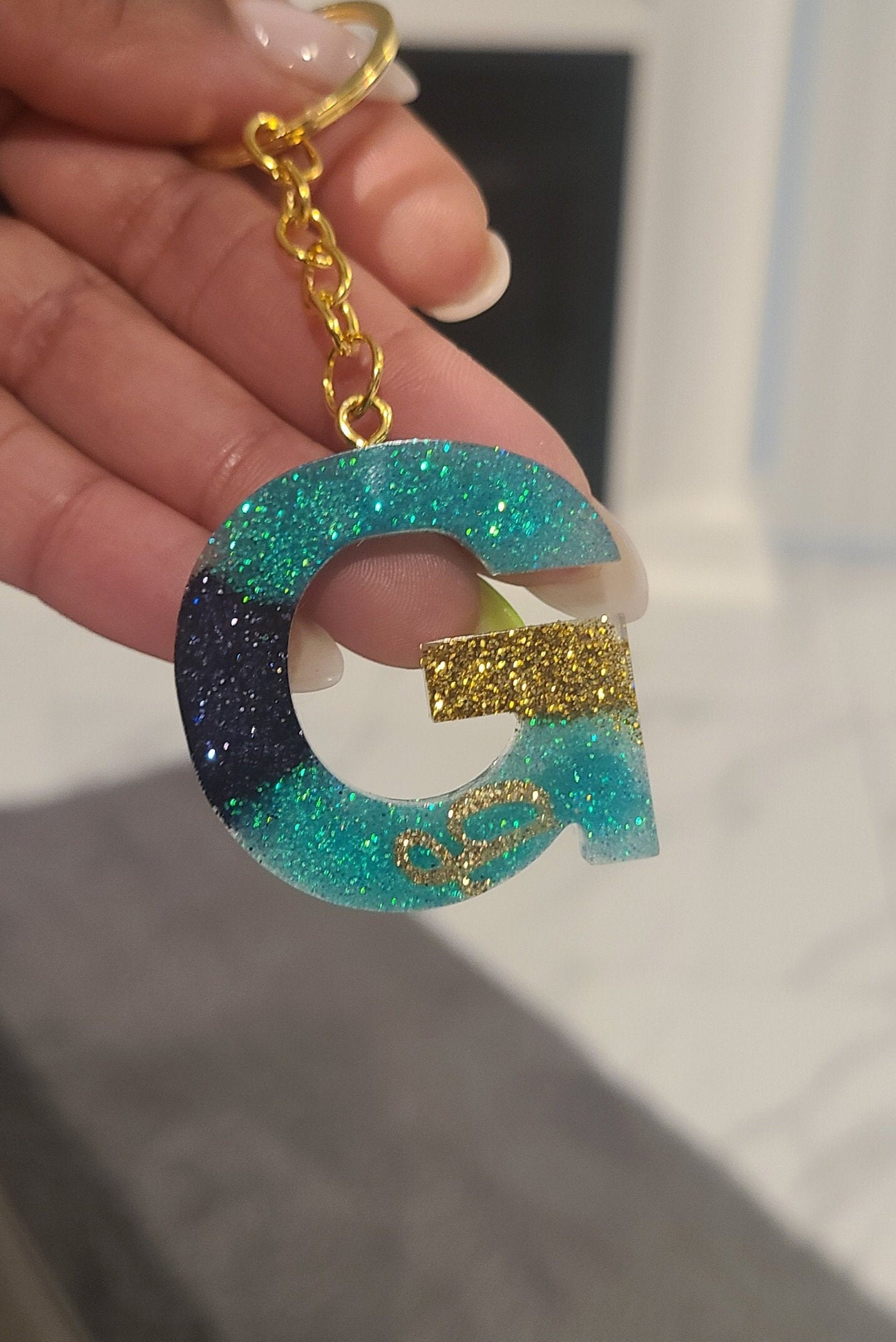 Custom Bahamian Glitter Resin Initials Keychain - Etsy UK