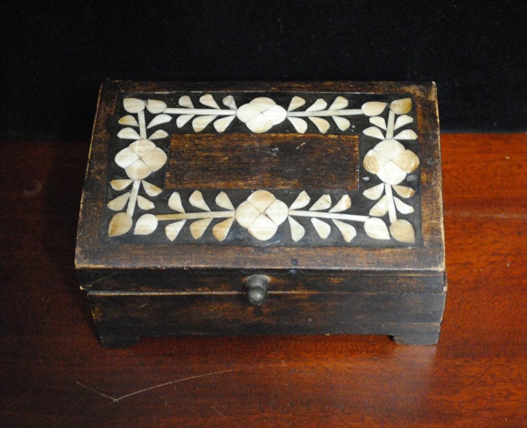 Vintage Bone Inlaid Wooden Jewelry / Trinket Box - Etsy