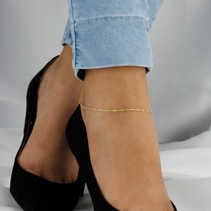 10k Solid Gold Twisted Chain Anklet, Dainty Gold Anklet, Simple Gold ...