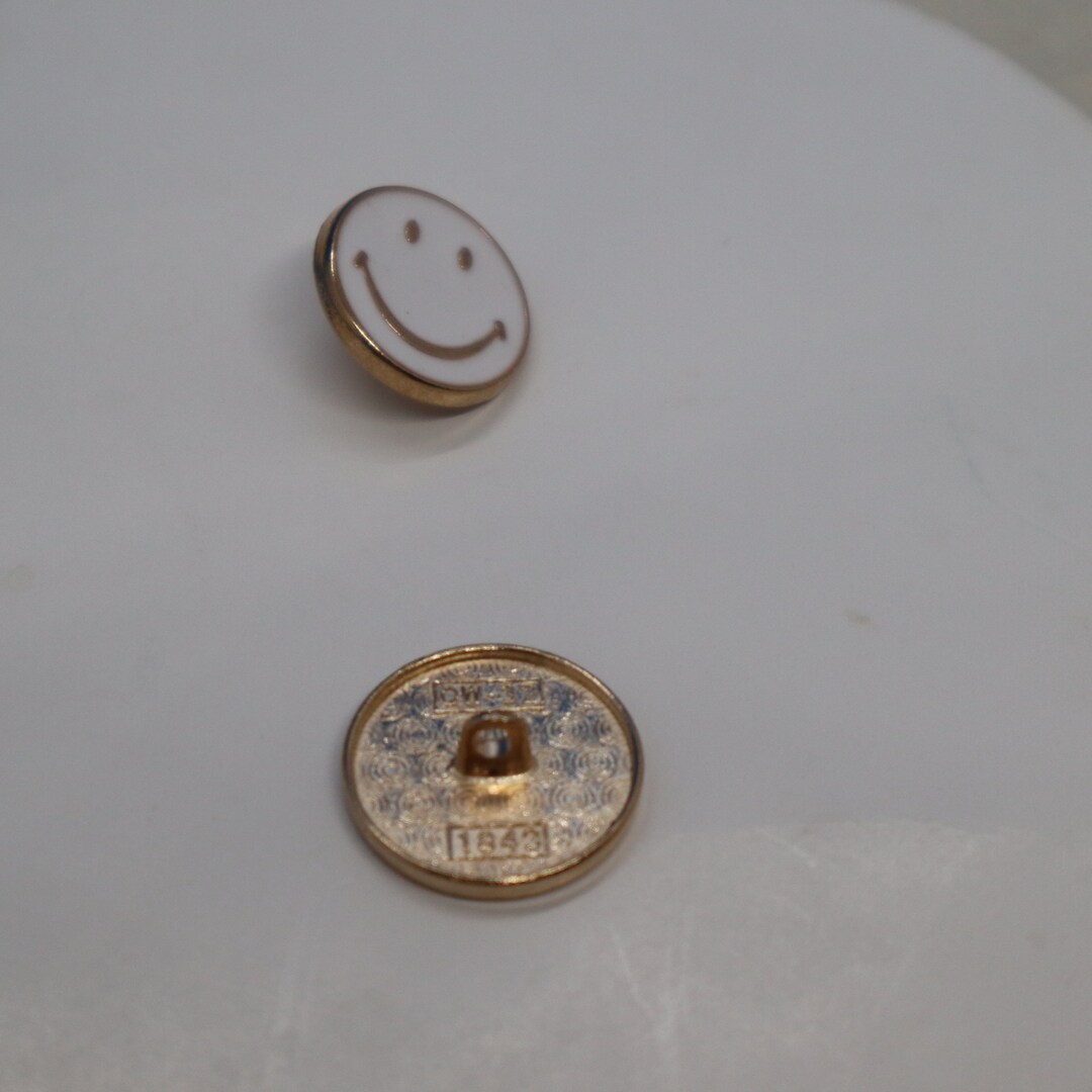 Wholesale Bulk Lot Set of 6pcs White Smiley Face Metal Button Diy Kids ...