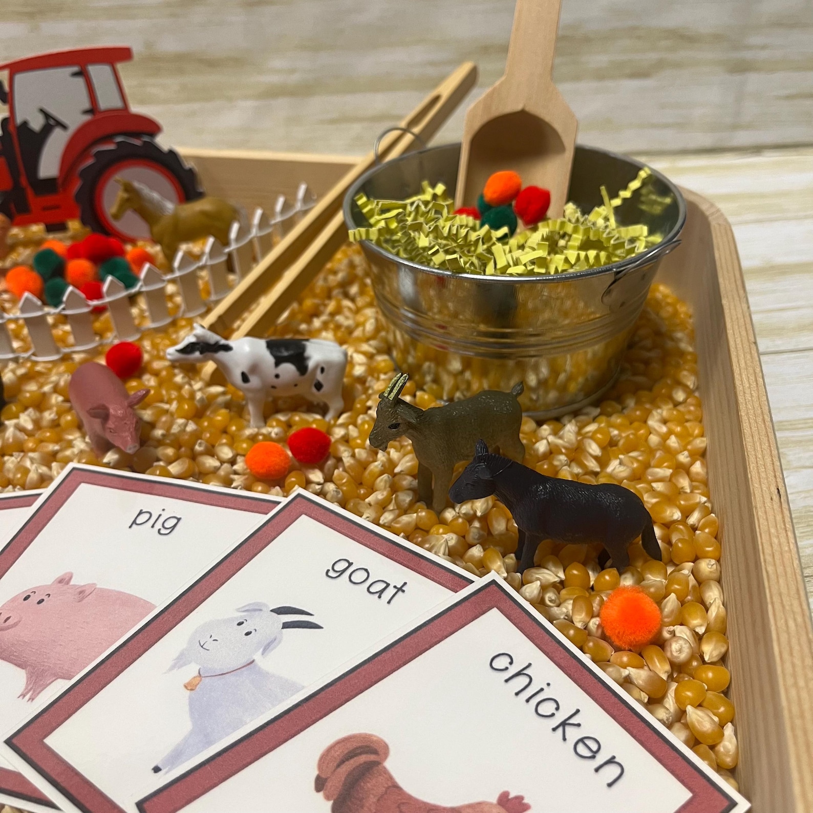 Farm Sensory Bin | Fall Sensory Kit | Farm Animals, Tractor Sensory Bin ...