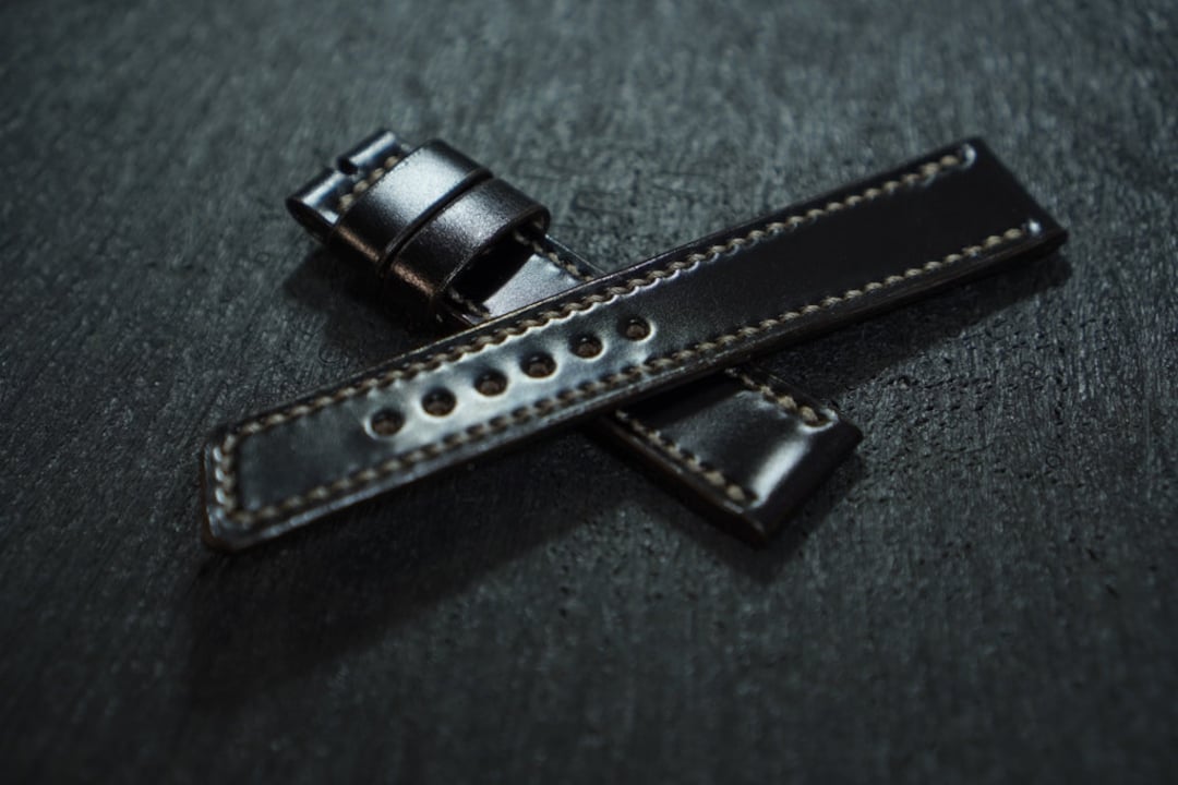 Cordovan Handmade in Japan Watch Strap- Leder Ogawa Cordovan - Black ...