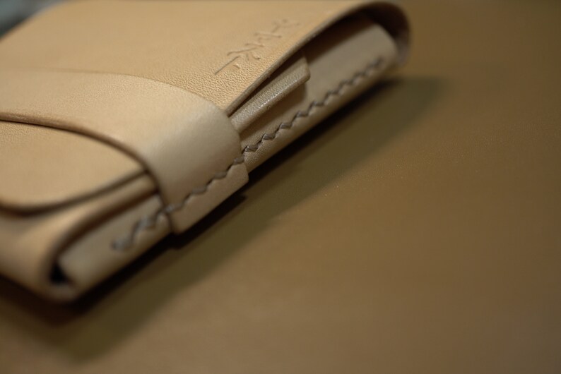 Minimalist Wallet Hand Made in Japan With Tochigi Leather - Etsy