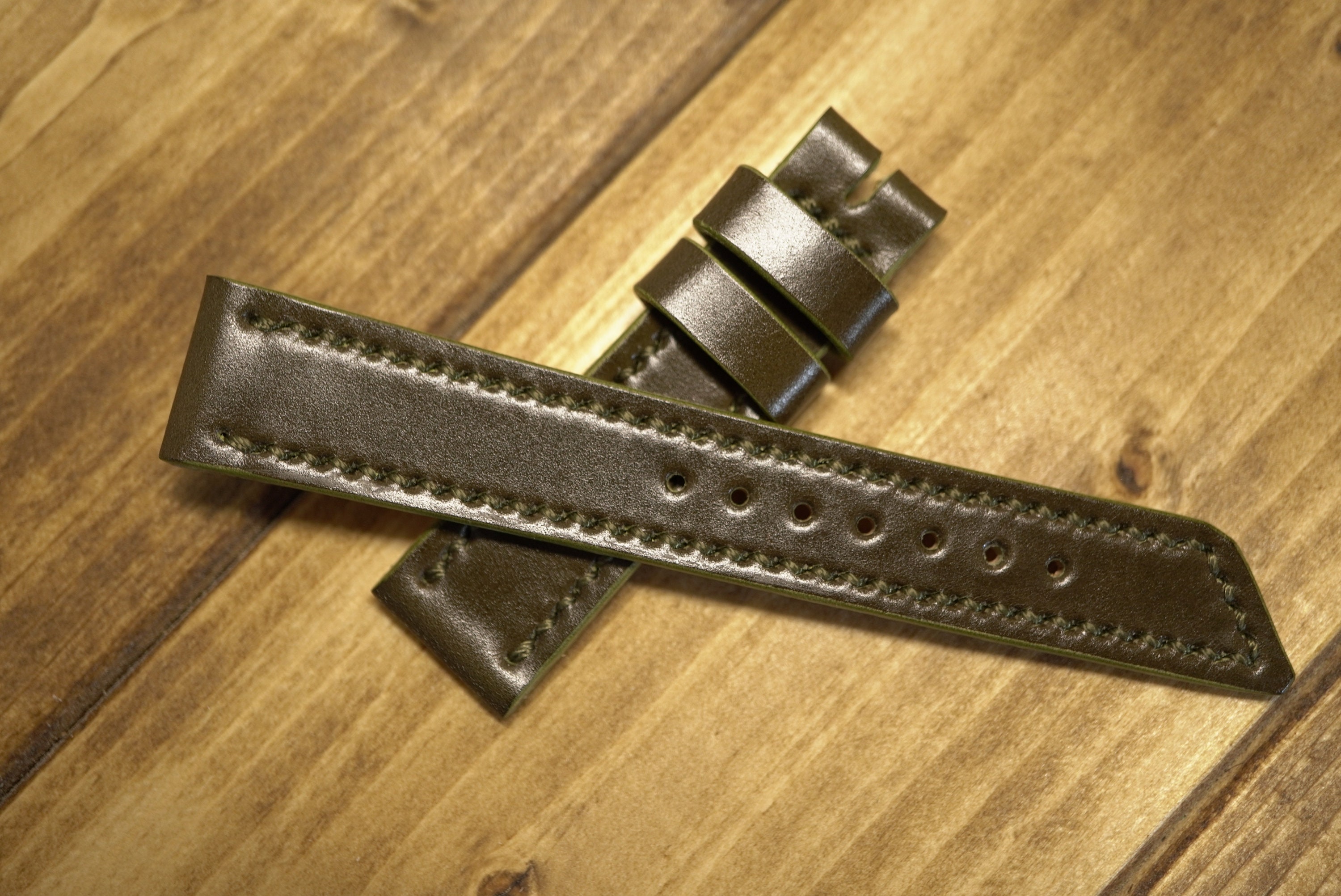 Cordovan Handmade in Japan Watch Strap- Shinki Hikaku Cordovan - Olive ...