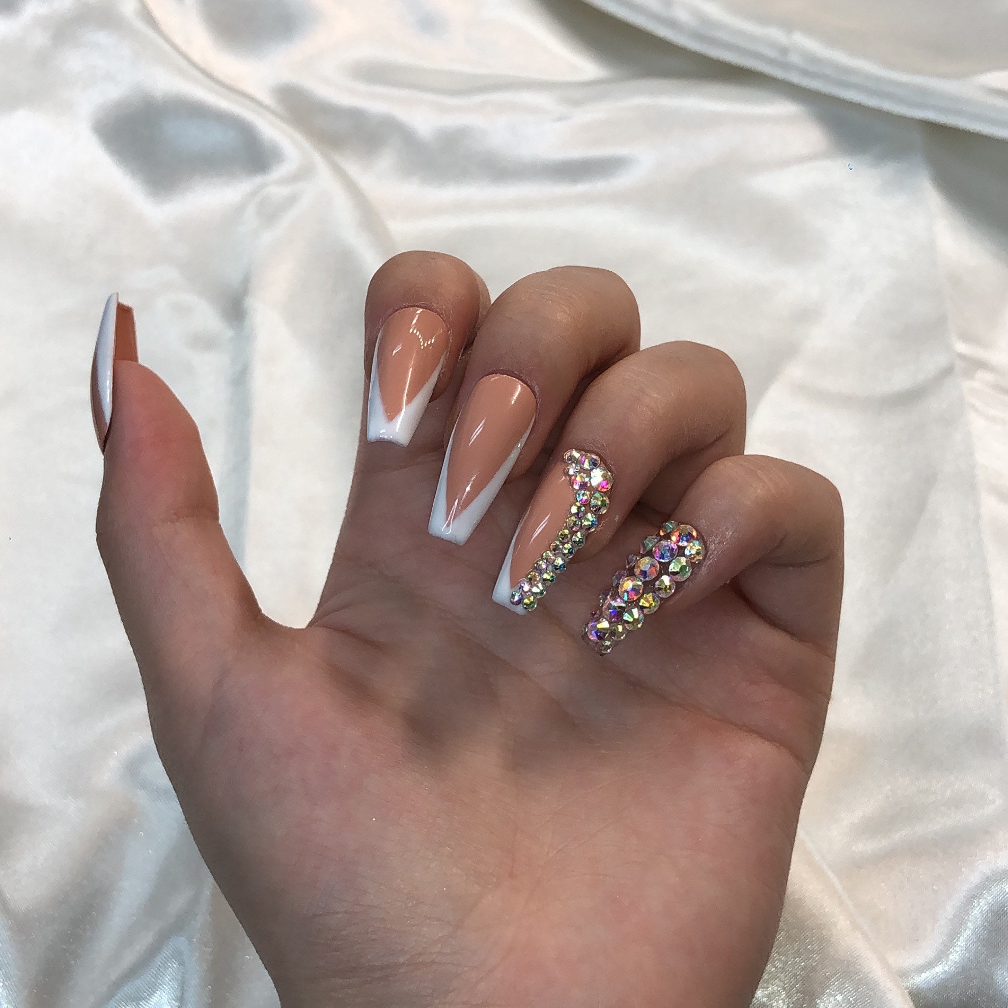 French Manicure Designs With Rhinestones