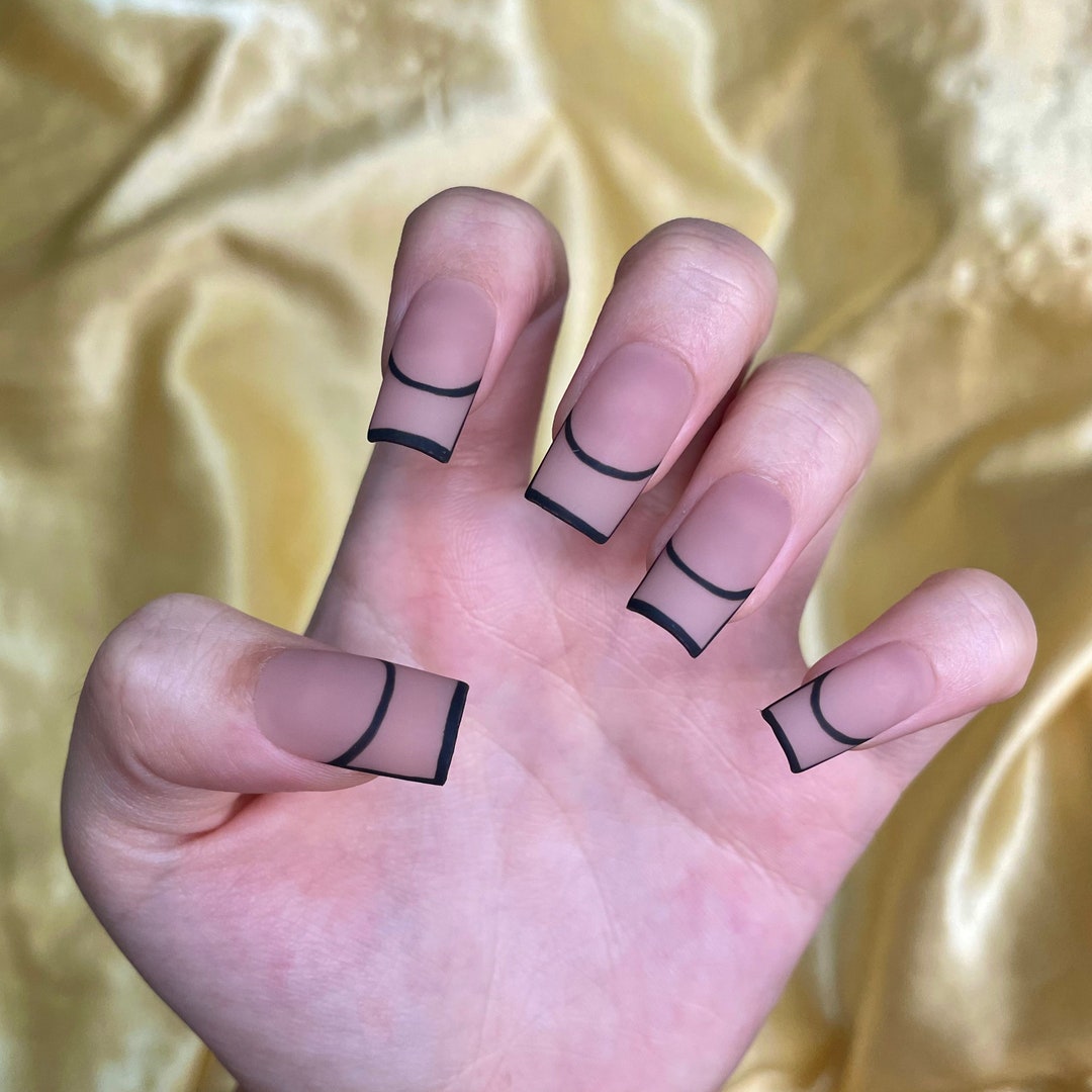 Nude Black French Tip Outline Apres Gel X Press on Nails Short Medium ...