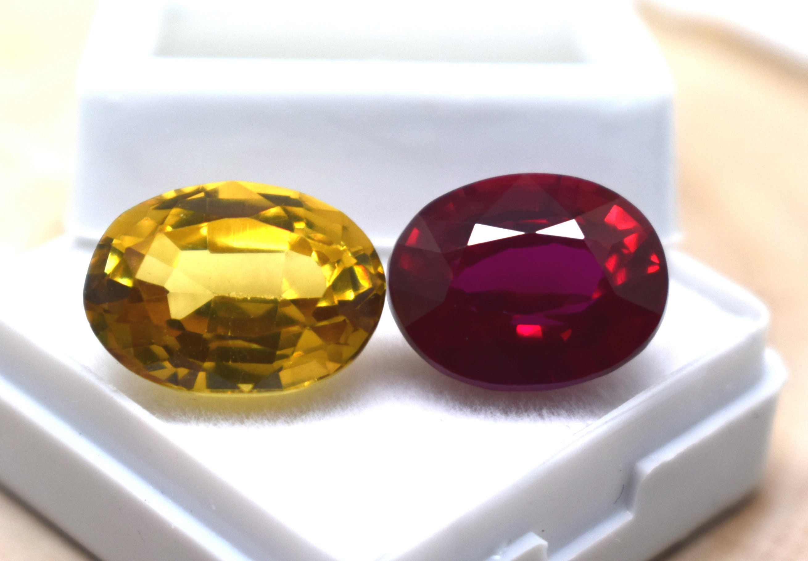 14 18 CT Natural Yellow Sapphire & Red Ruby Oval Shape 2 pcs | Etsy