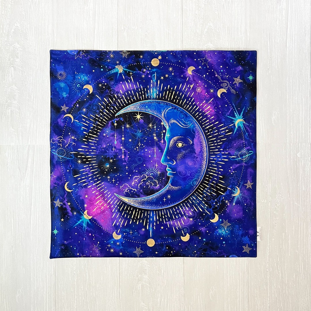 Crescent Moon Altar Cloth, Tarot Reading Cloth, Ritual Cloth, Rune ...