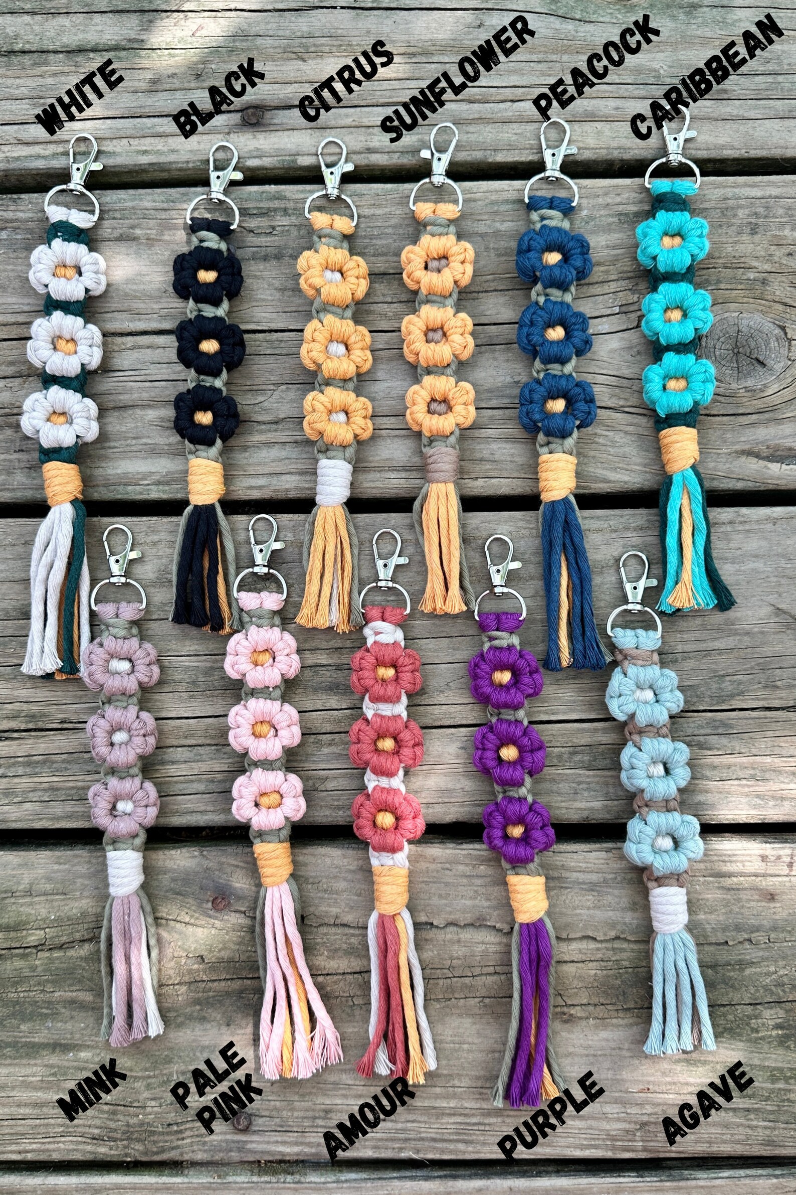 Boho Flower Keychain, Macrame Daisy Key Holder, Boho Gift Idea, Boho ...