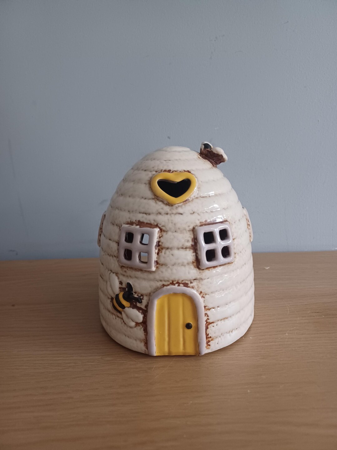 Village Pottery Cream Bee Hive Tea Light Holder Novelty Ceramic Gift ...