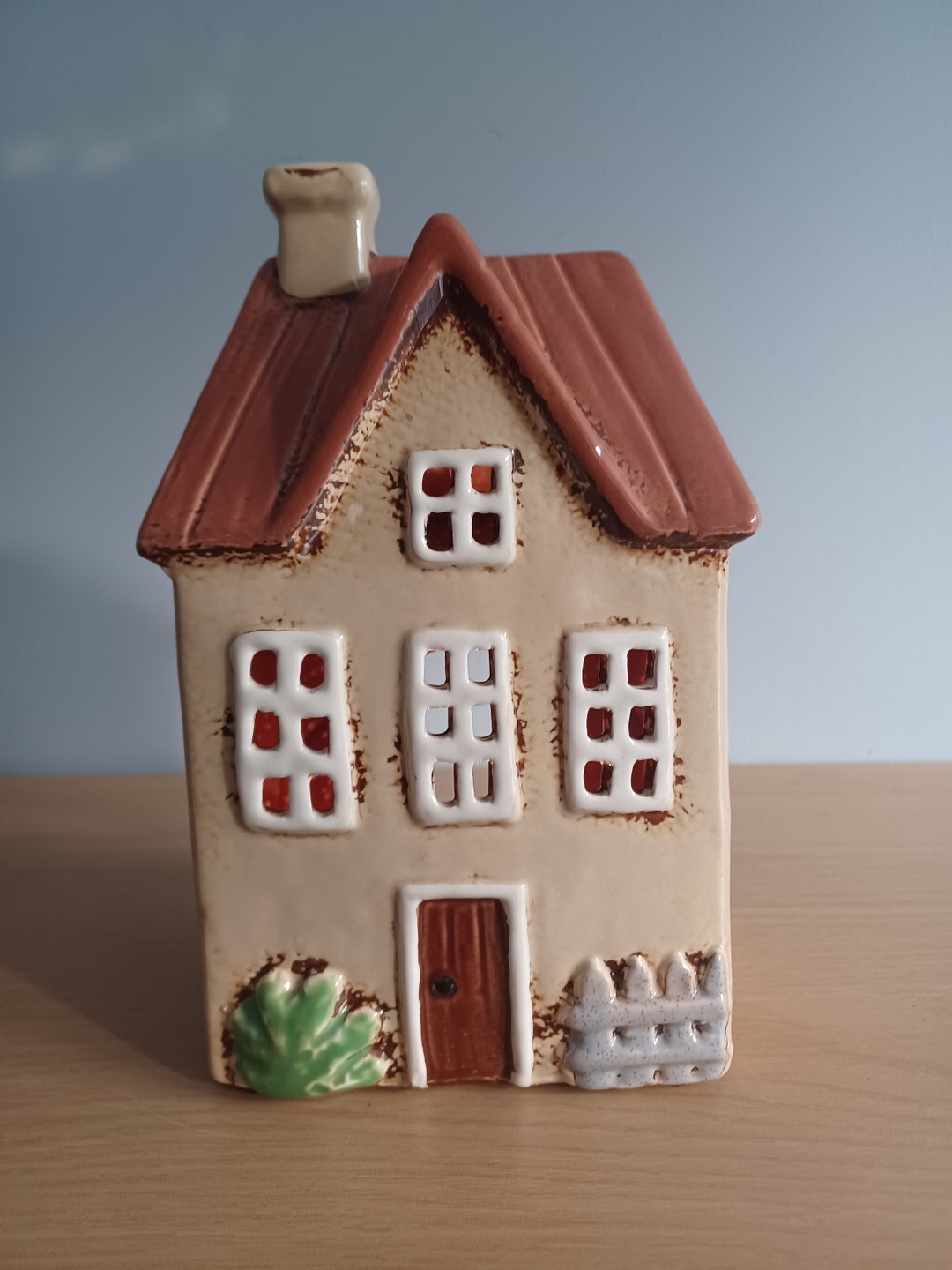 Beige Village Thatched Cottage Ceramic Tea Light Holder Gift 20cm NEW ...
