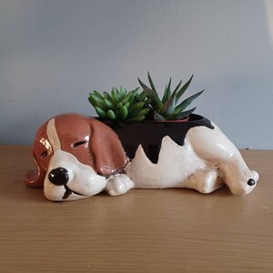Ceramic Beagle Dog Planter Plant Pot Gift Ornament MEDIUM 25cm X 11.5cm ...