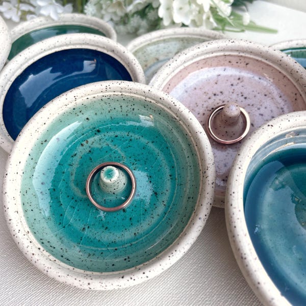 Ceramic Ring Holder - Etsy