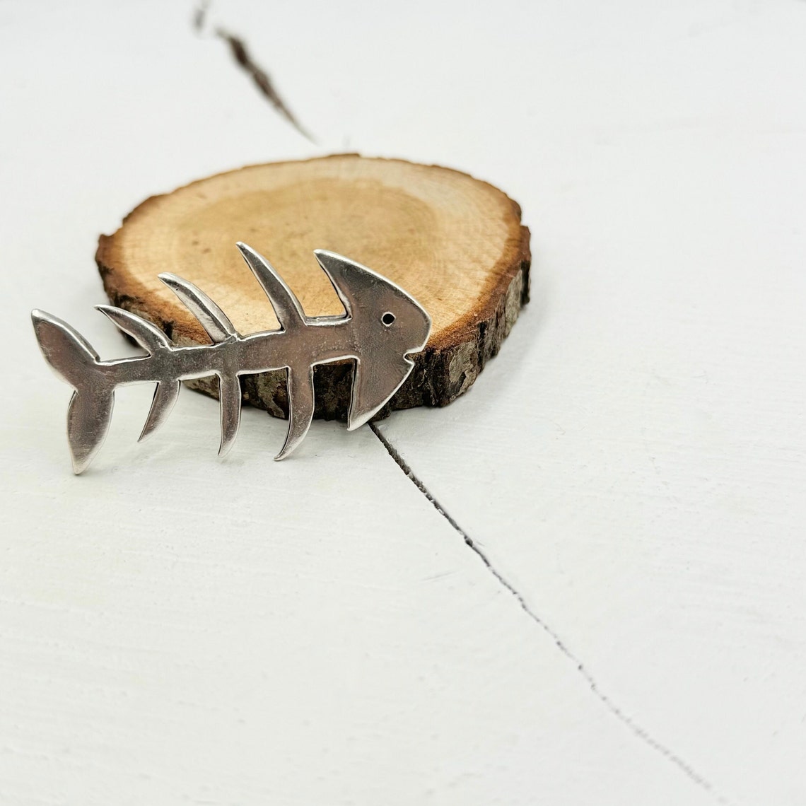 Silver Fishbone Pendant: Unisex Nautical Charm (50x30mm) - Etsy