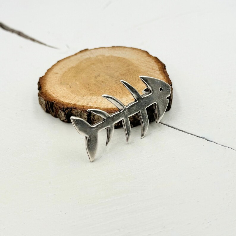 Silver Fishbone Pendant: Unisex Nautical Charm (50x30mm) - Etsy