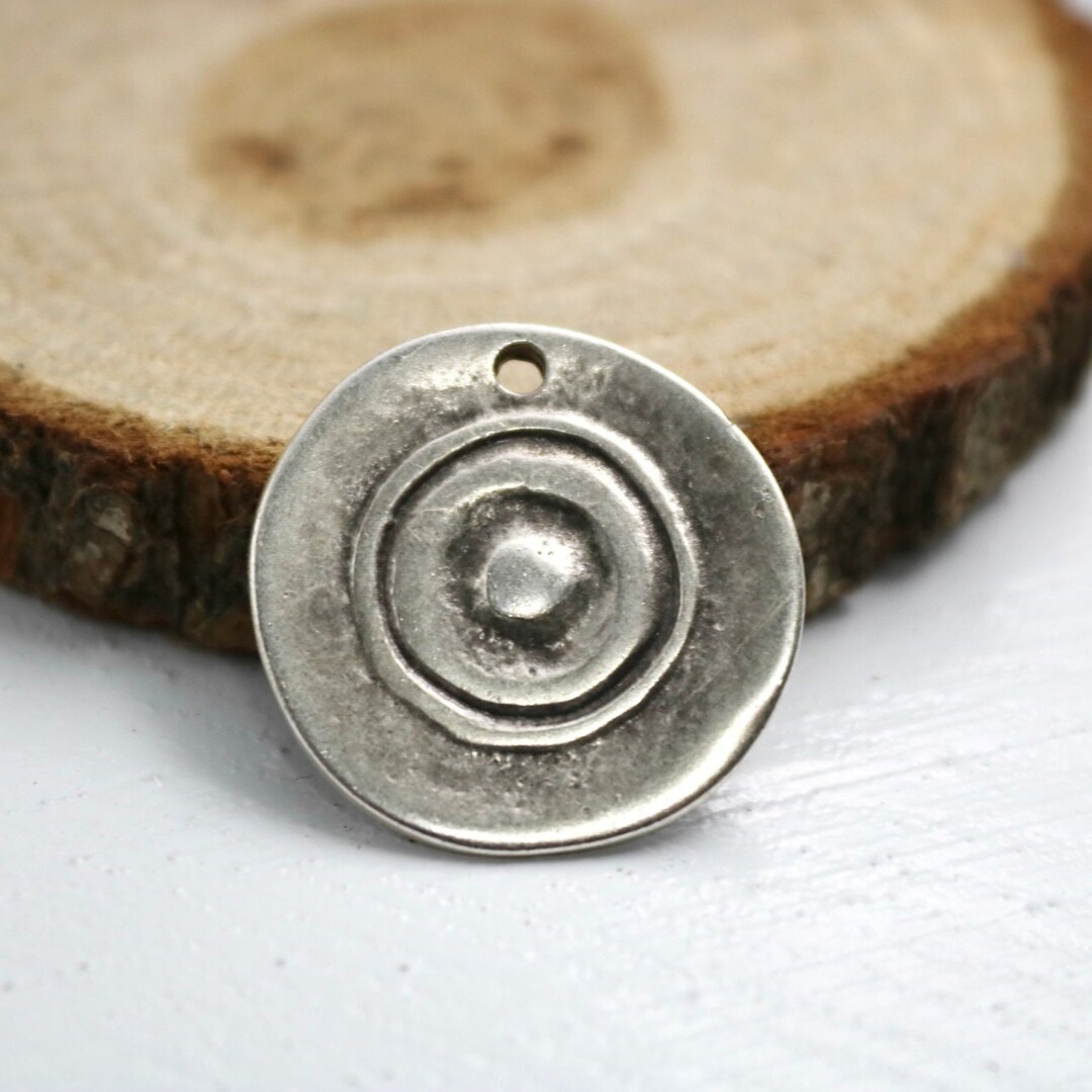 6 Antique Silver Plated Disc Pendants: 25mm Round Coin Charms - Etsy