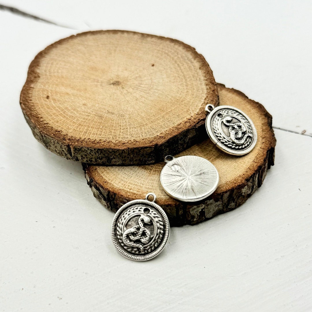 Silver Snake Medallion, Round Snake Pendant, Rondelle Animals Charms ...
