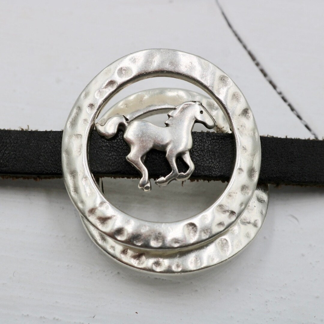 Antique Silver Horse Slider: Hammered Circle Charm Pendant (5 Pcs) - Etsy