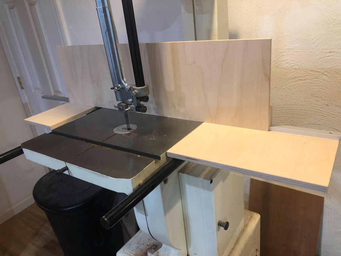 Three-jig Plan Bundle: Resaw Fence With Infeed and Outfeed Support ...