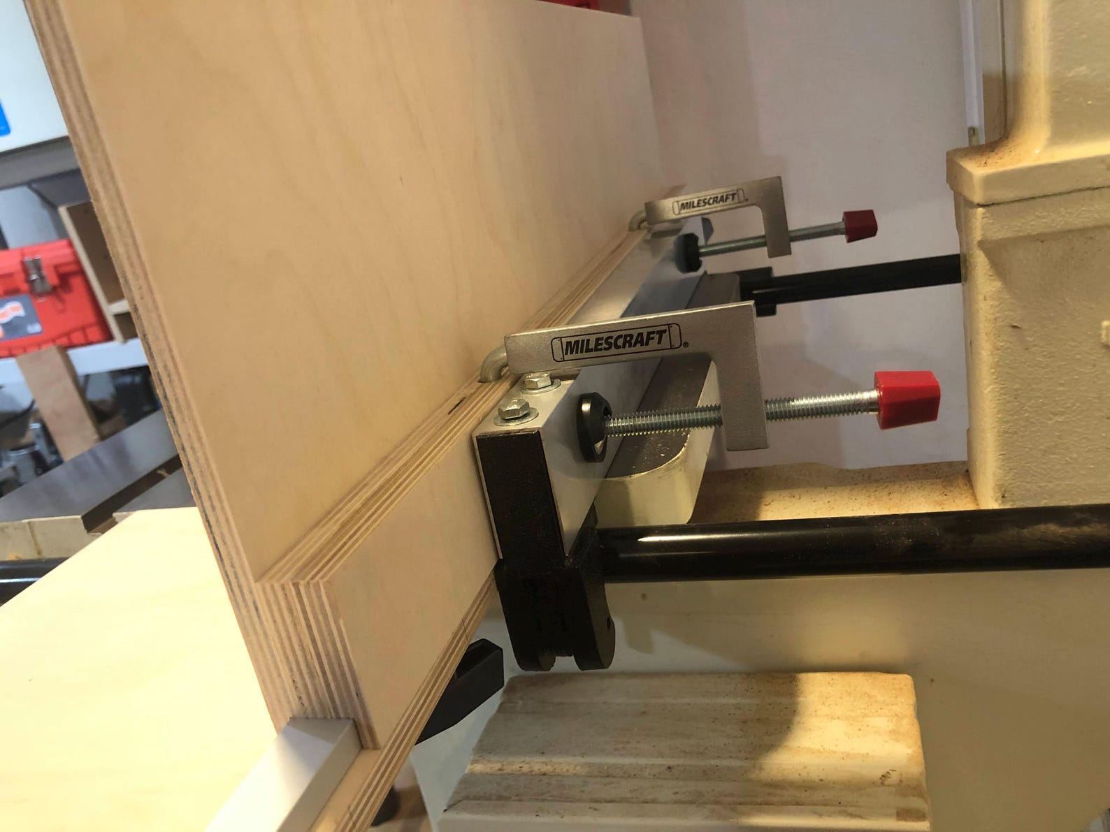 Three-jig Plan Bundle: Resaw Fence With Infeed and Outfeed Support ...