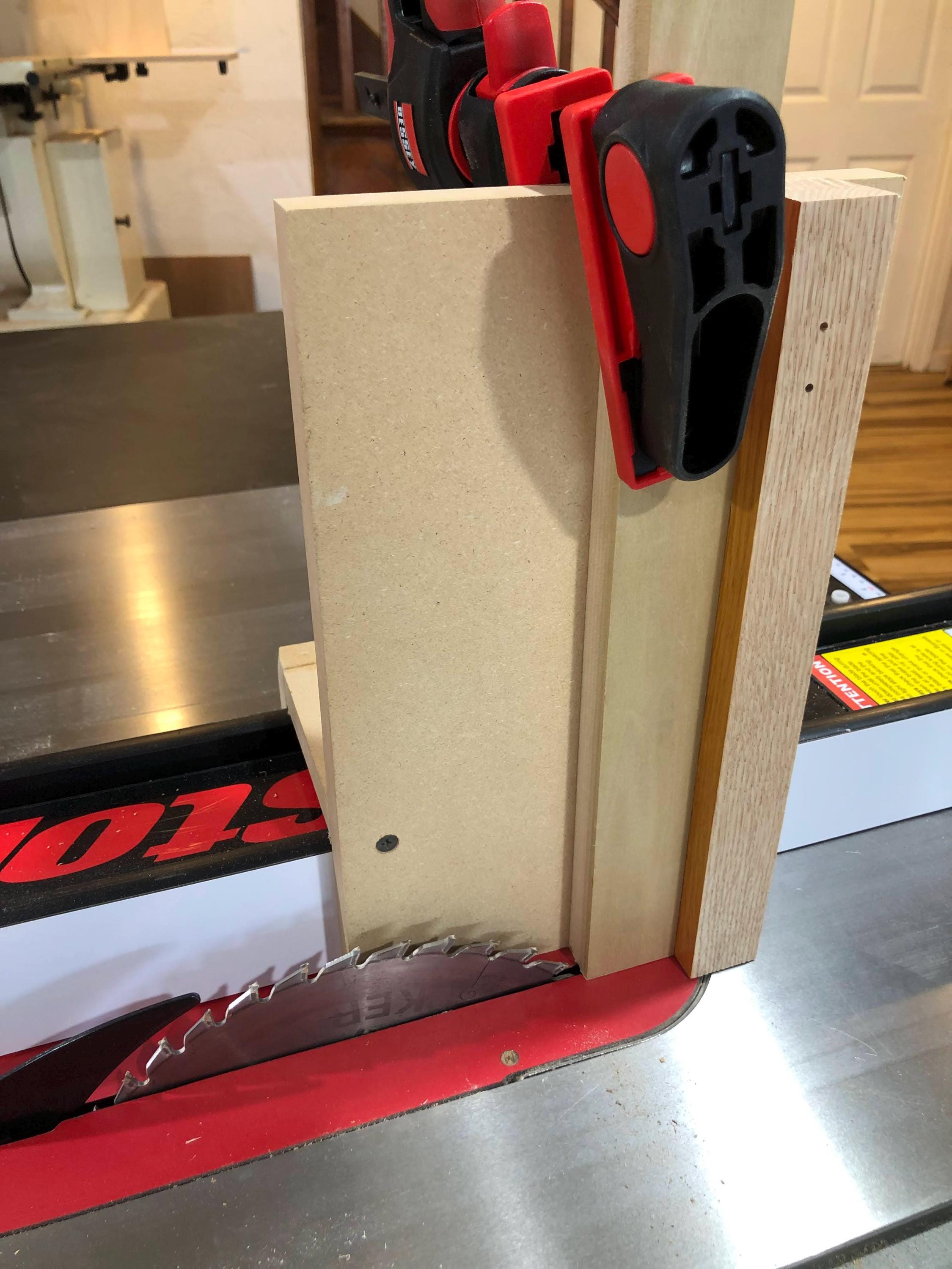 Three-jig Plan Bundle: Resaw Fence With Infeed and Outfeed Support ...