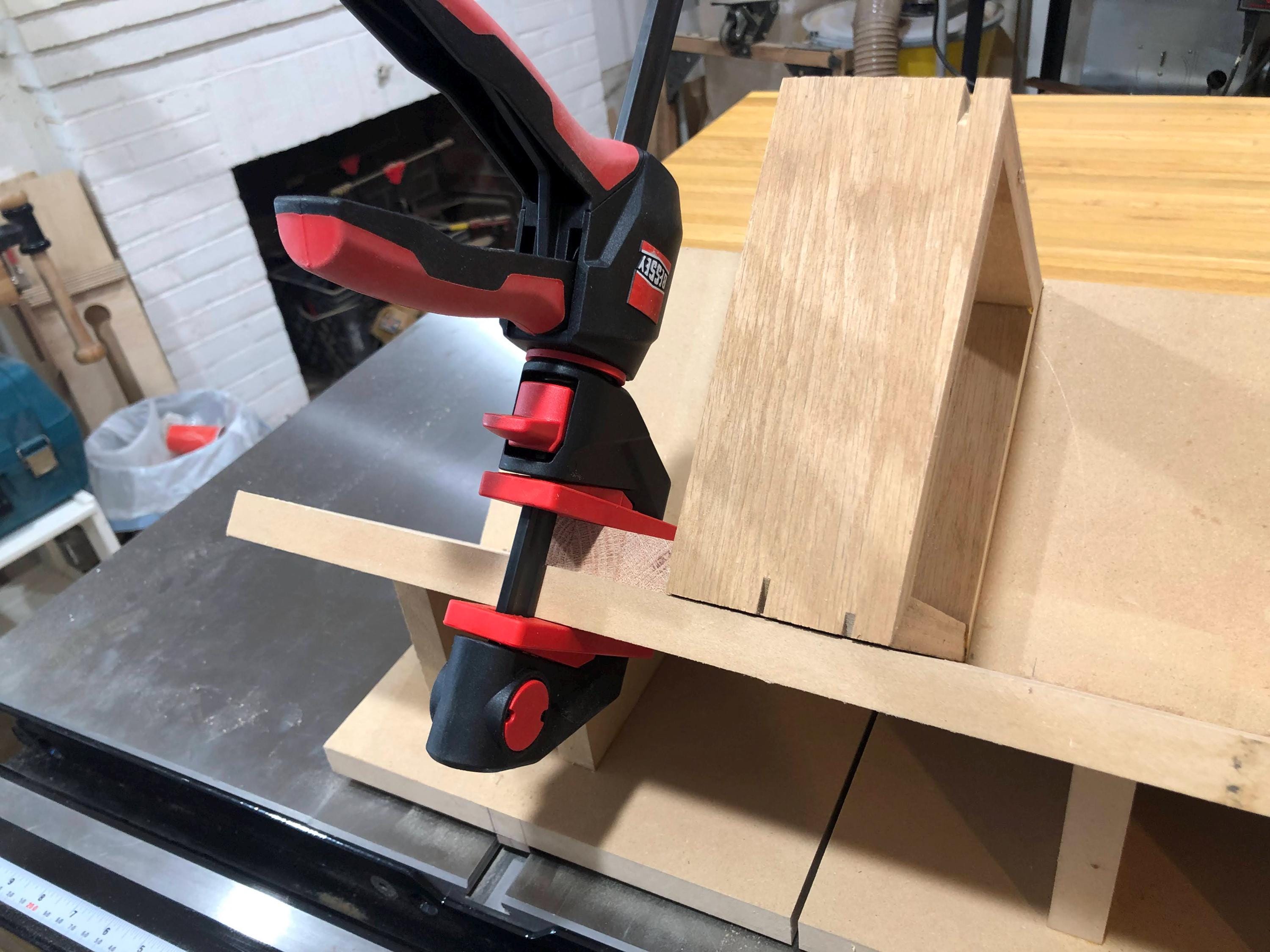 Three-jig Plan Bundle: Resaw Fence With Infeed and Outfeed Support ...