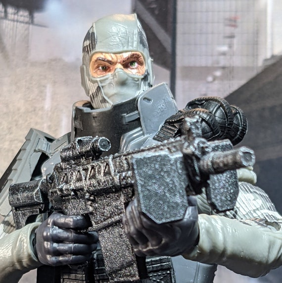 Fabian Strategy near Future Scar Clone With Riot | Etsy