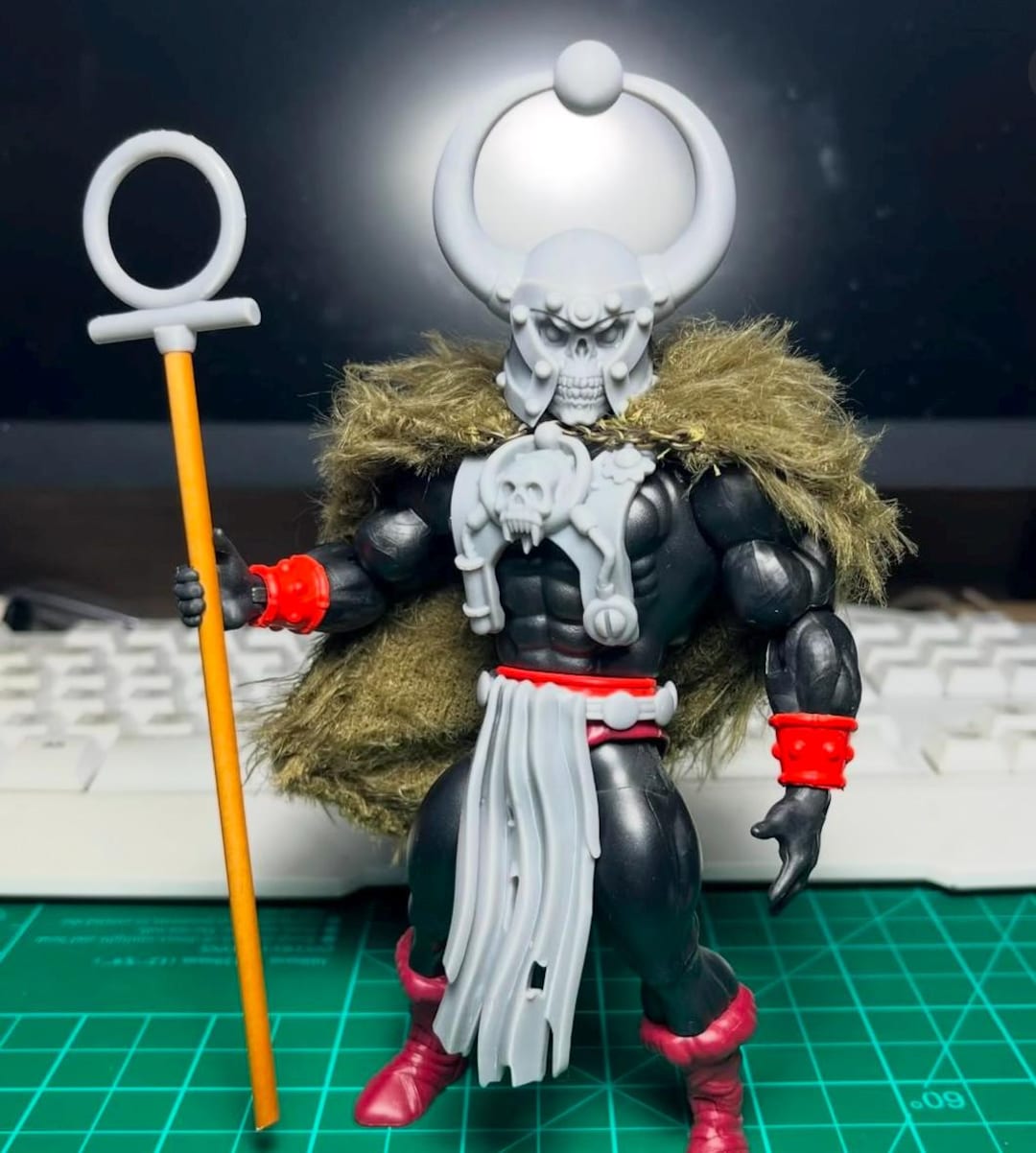 Mega Customx Great Black Wizard Character Kit MOTU Origins Scale Toy ...