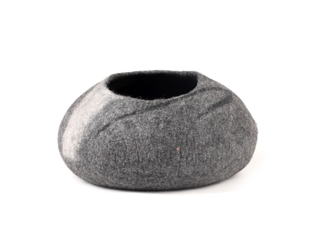 Round Wool Felted Cat Cave Soft & Cozy Nap Cocoon Non-toxic, Non ...