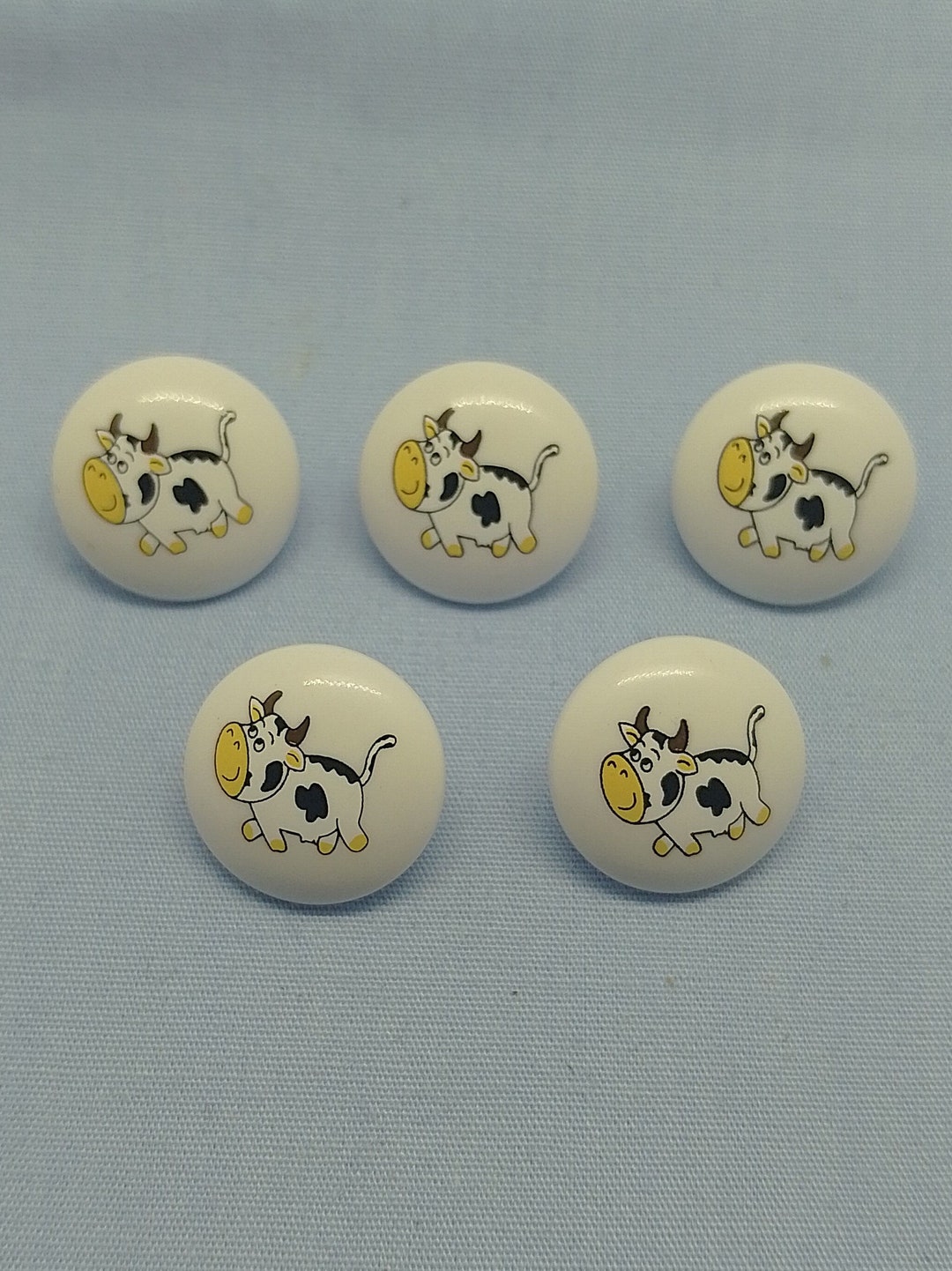 5 X Round Cow Buttons - Etsy