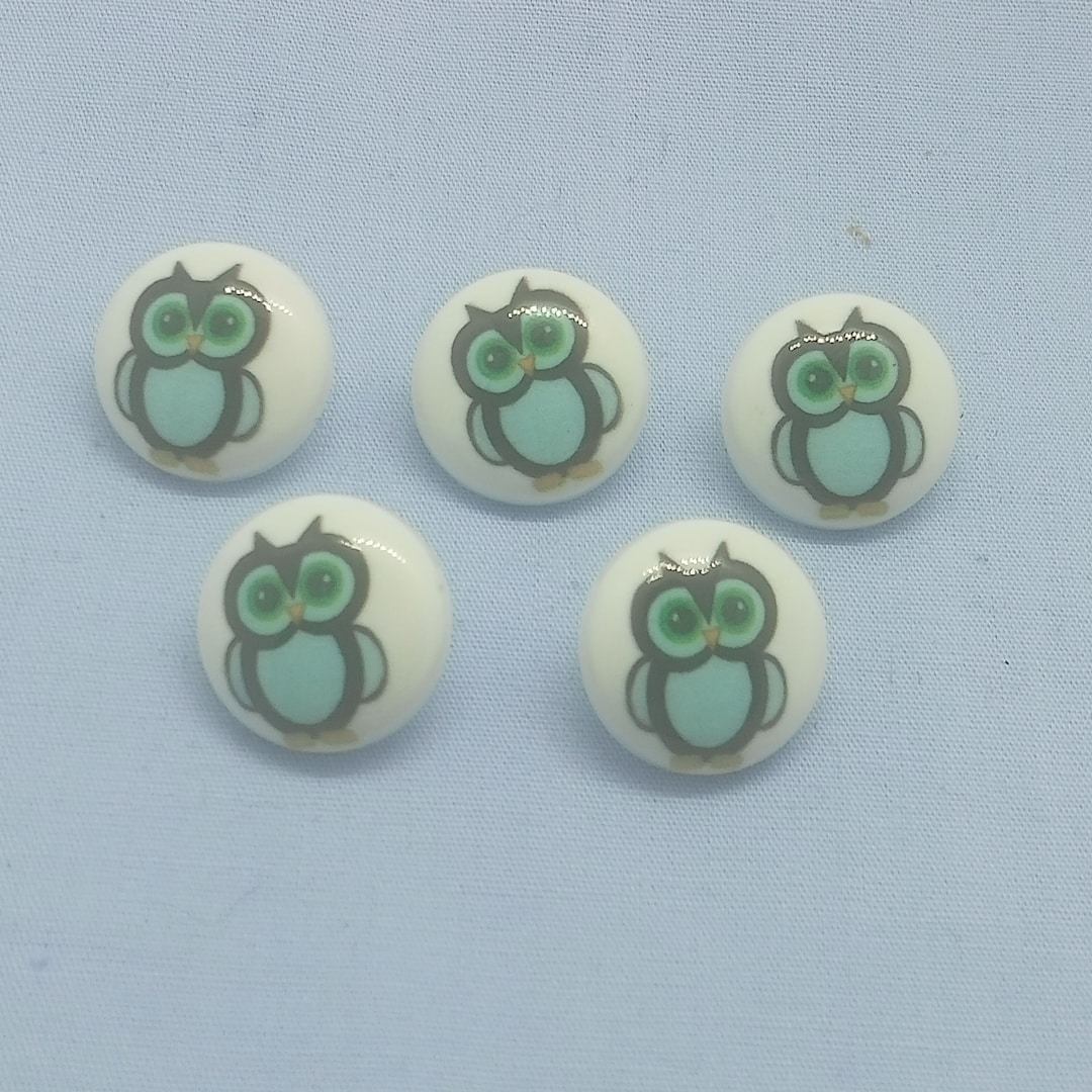 5 X Round Owl Buttons - Etsy