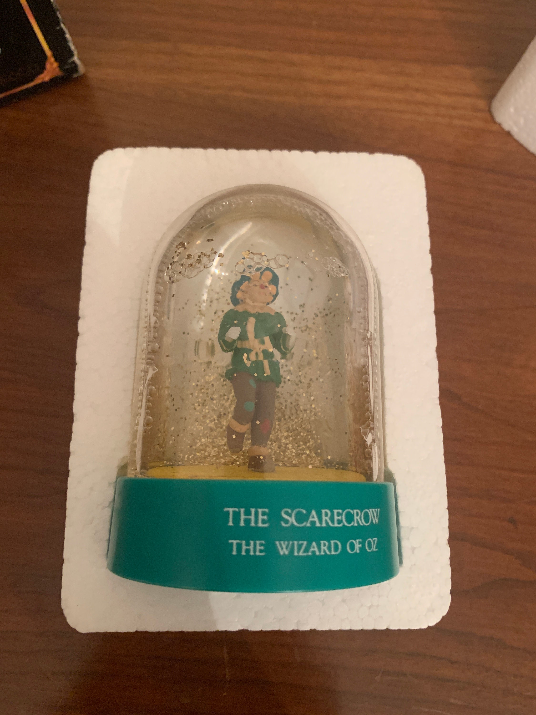 Vintage Scarecrow Snow Globe (wizard of Oz) - Etsy