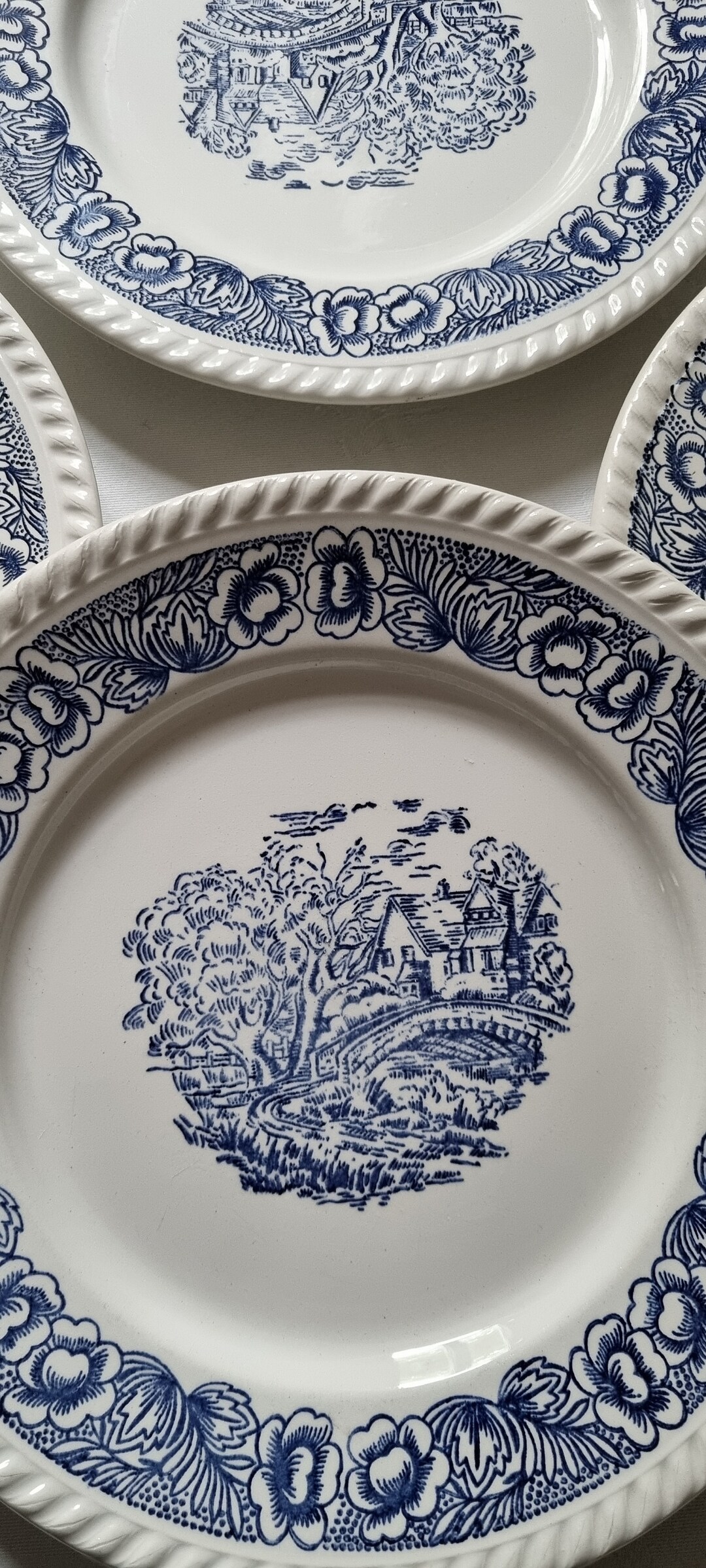 Beautiful Ceramic Vintage Plates - Etsy