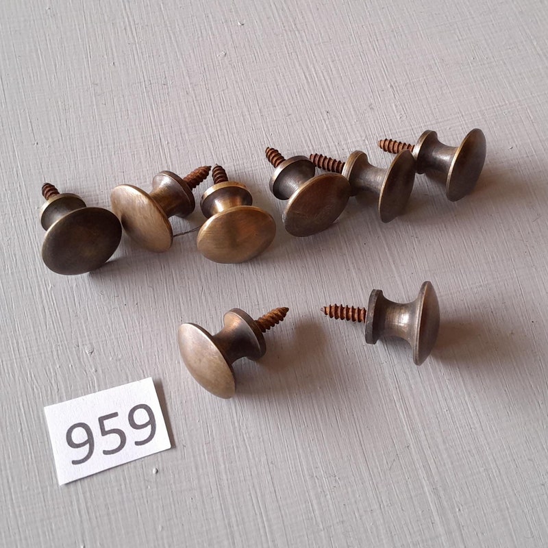 Draw Knobs Small - Etsy