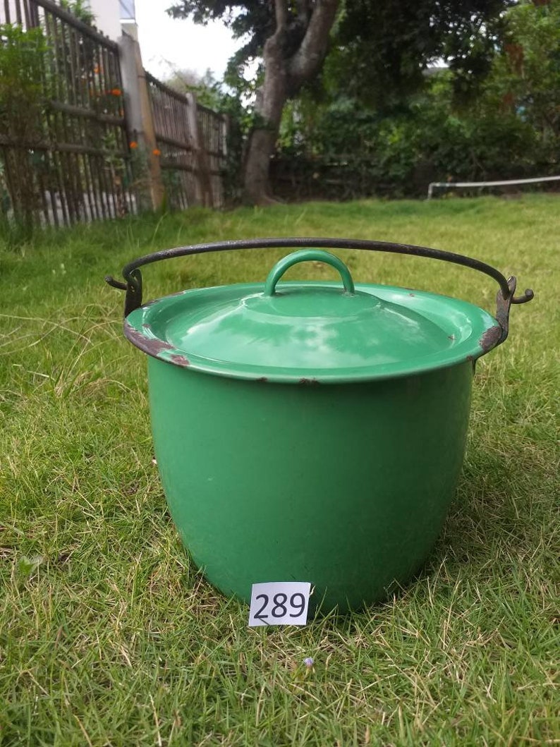 Small Vintage Emerald Green Enamelware Saucepan With Lid - Etsy