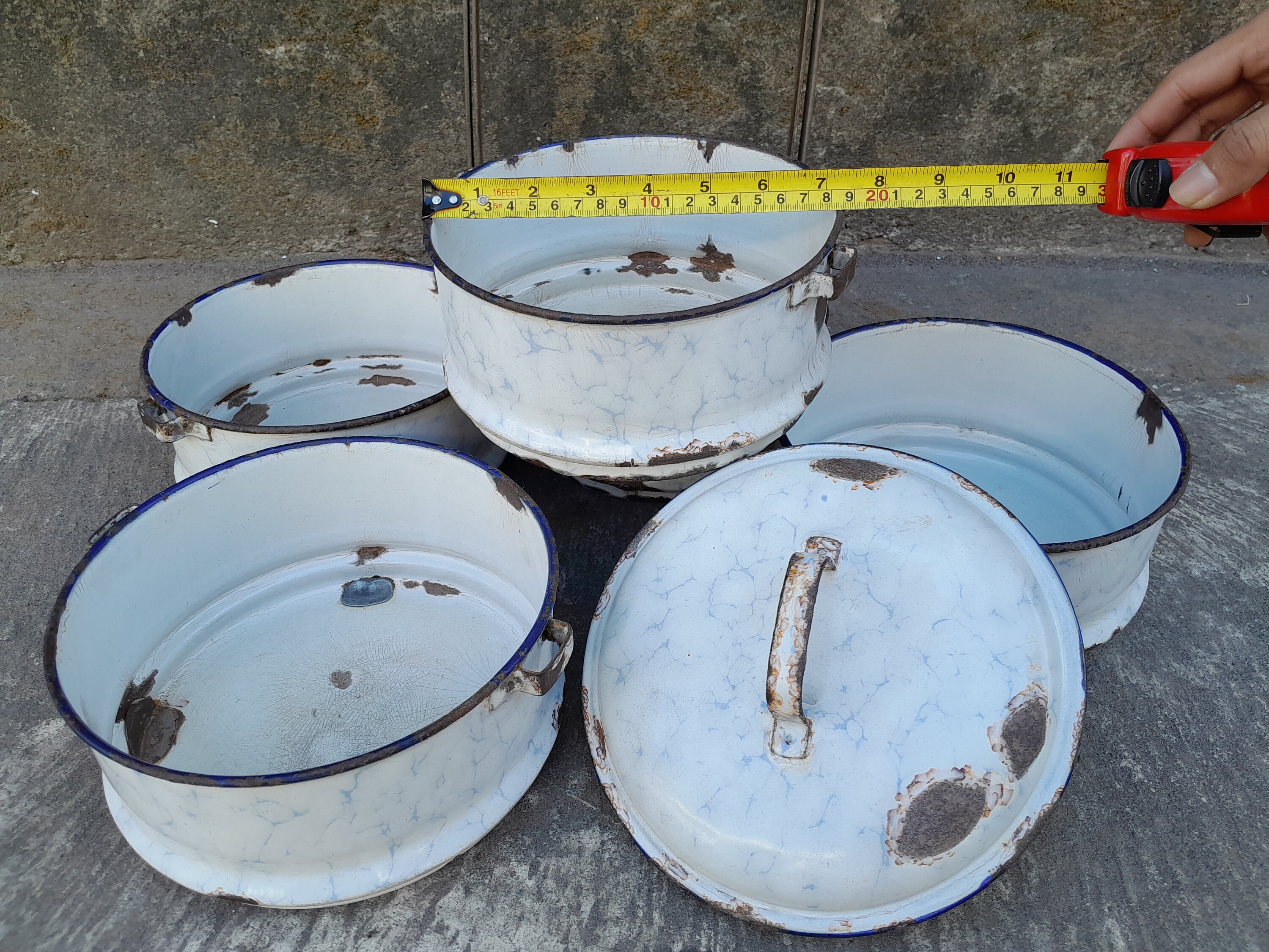Giant Sized Vintage White & Blue Chicken Wire Enamelware Tiffin Made in ...