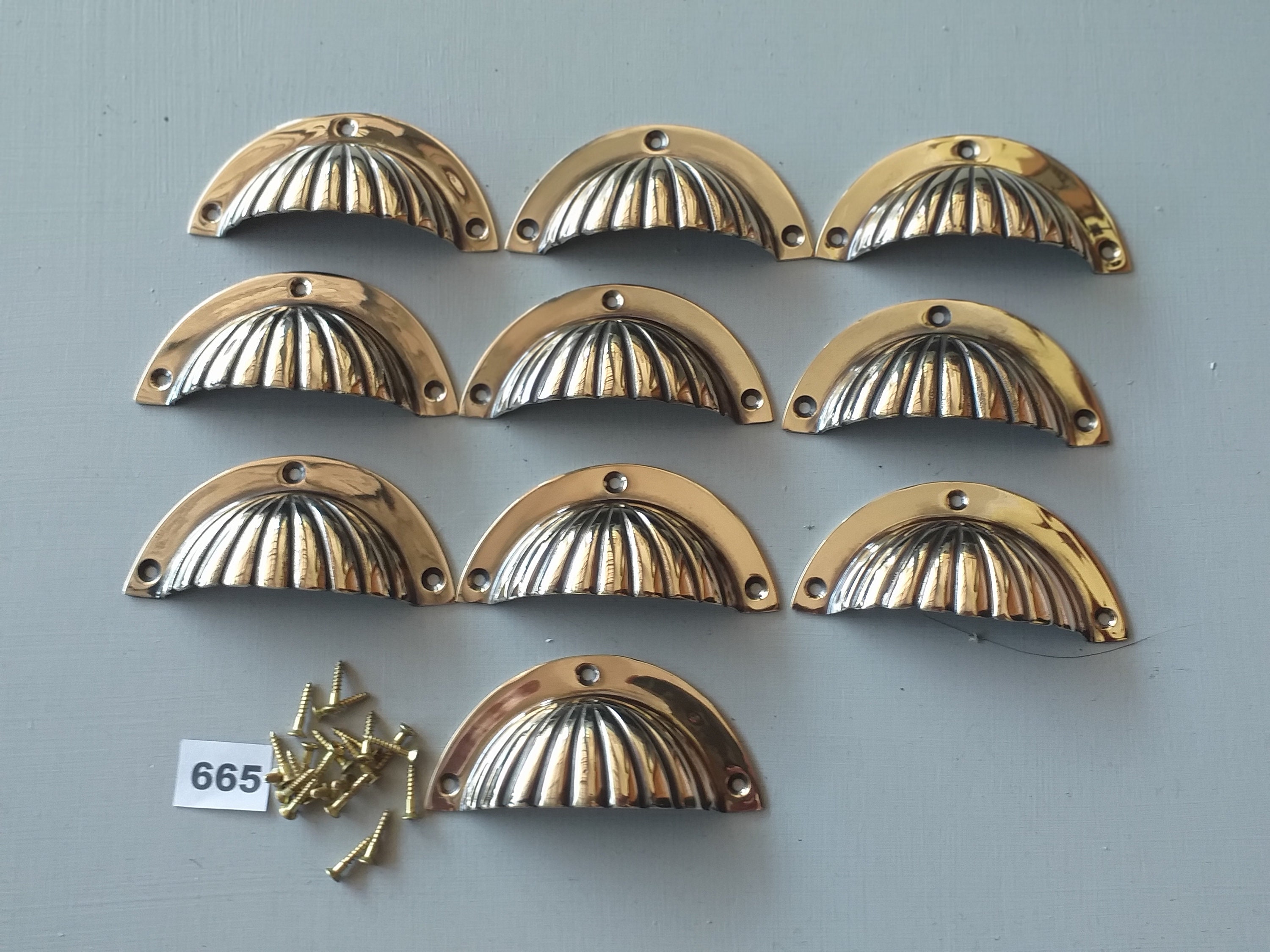 10 Vintage Style Heavy Cast Brass Shell Design D Cup Draw Pull Handles ...