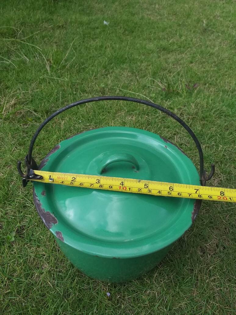Small Vintage Emerald Green Enamelware Saucepan With Lid - Etsy