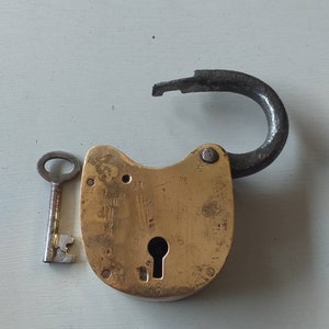 Vintage Large Brass Padlock Marked N.I.S Netherlands Indies Sepur Dutch ...