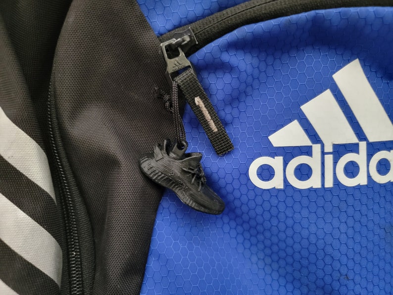 3D Printed Yeezy Keychain - Etsy