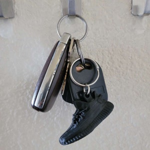 3D Printed Yeezy Keychain - Etsy