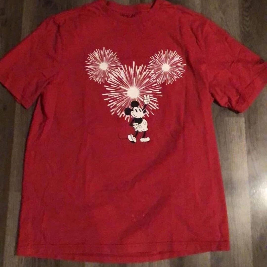 Disney X AE Mickey Mouse Fireworks American Eagle T Shirt Size Medium ...