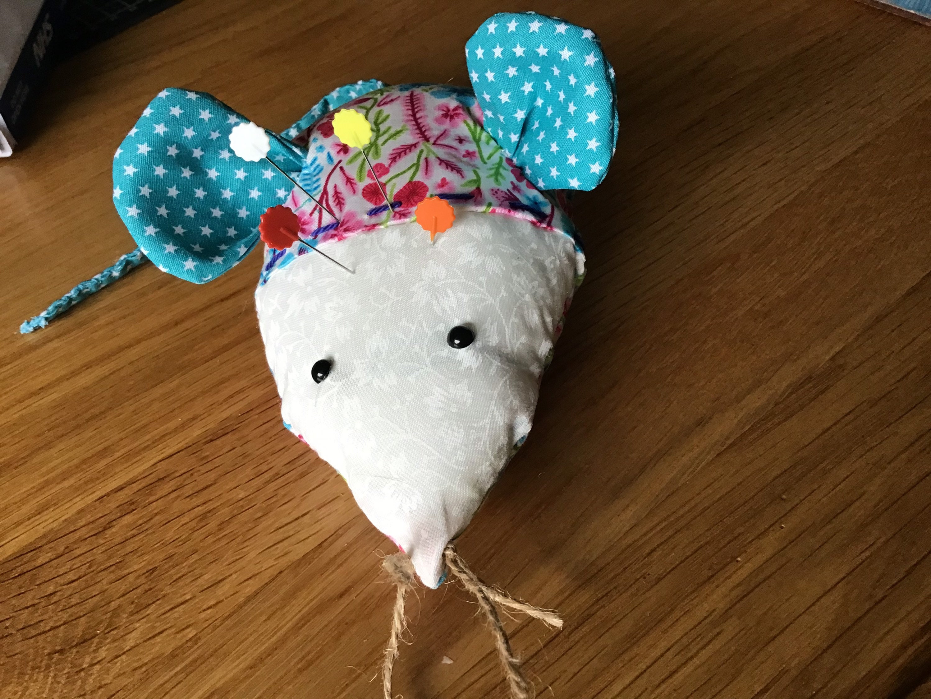 Mouse Pin Cushion - Etsy