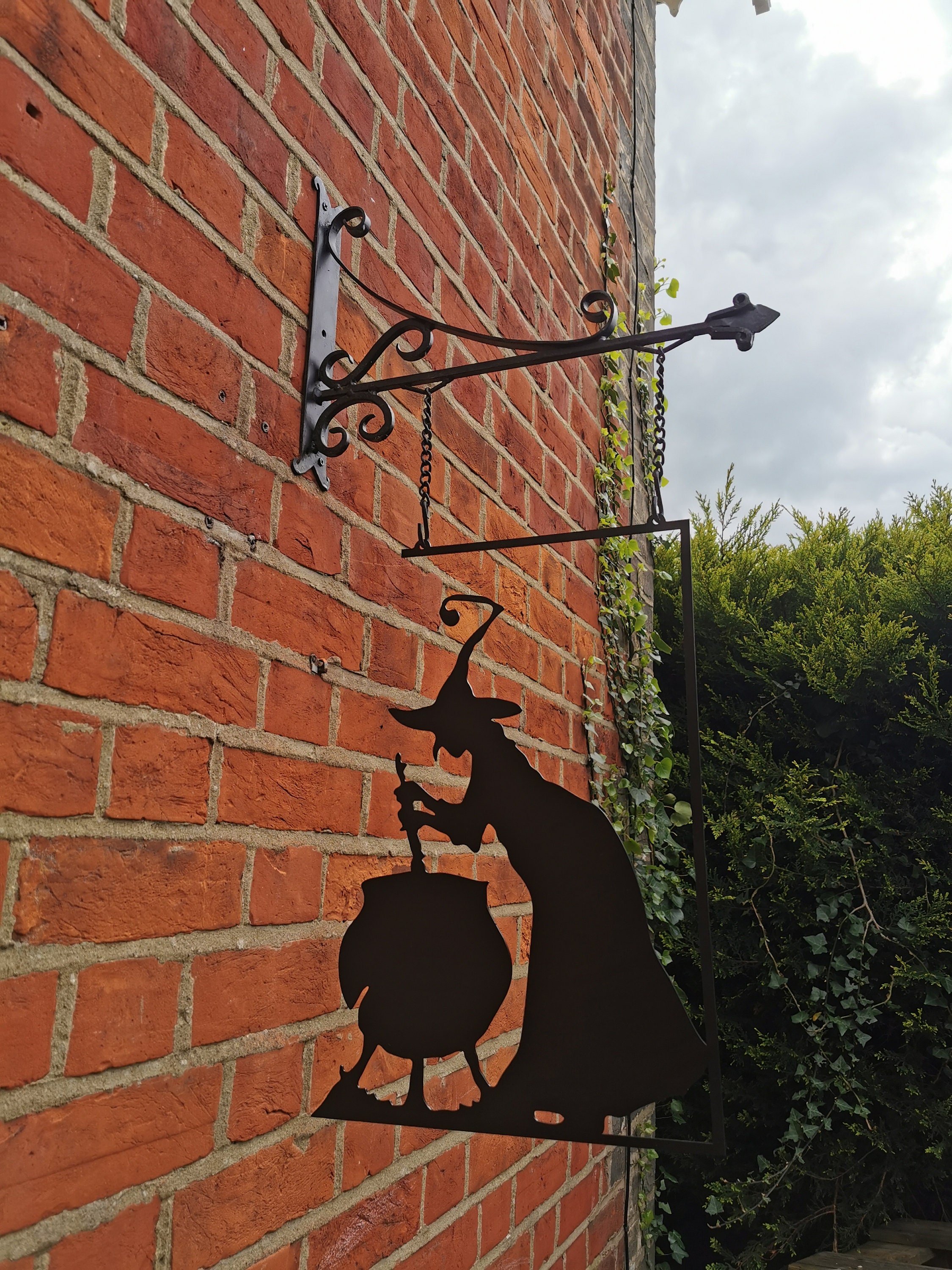 Leaky Cauldron Hanging Pub Sign . Wizarding World Pub Sign . - Etsy