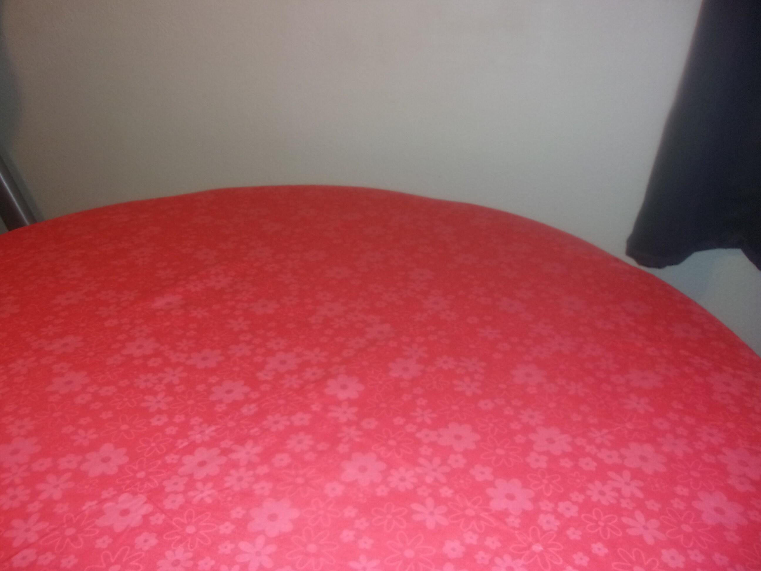Fitted Tablecloth. PEVA Vinyl With Felt Backing Round 60". Orange. Will ...