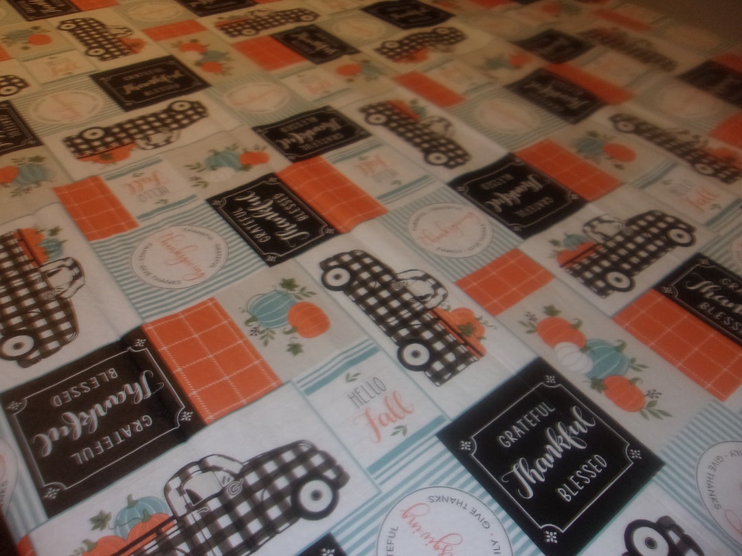 Fitted Tablecloth. PEVA Vinyl With Felt Backing 70 Inch Round to Fit a ...