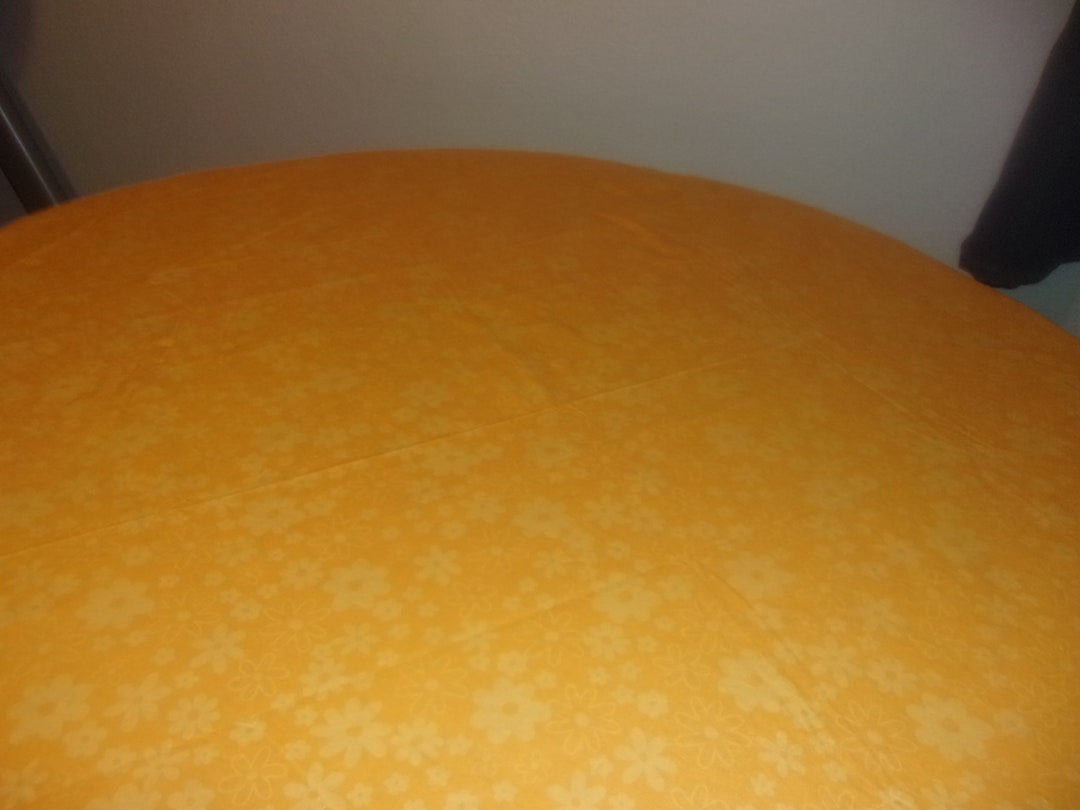 Fitted Tablecloth. PEVA Vinyl With Felt Backing Round 60"golden Rod ...