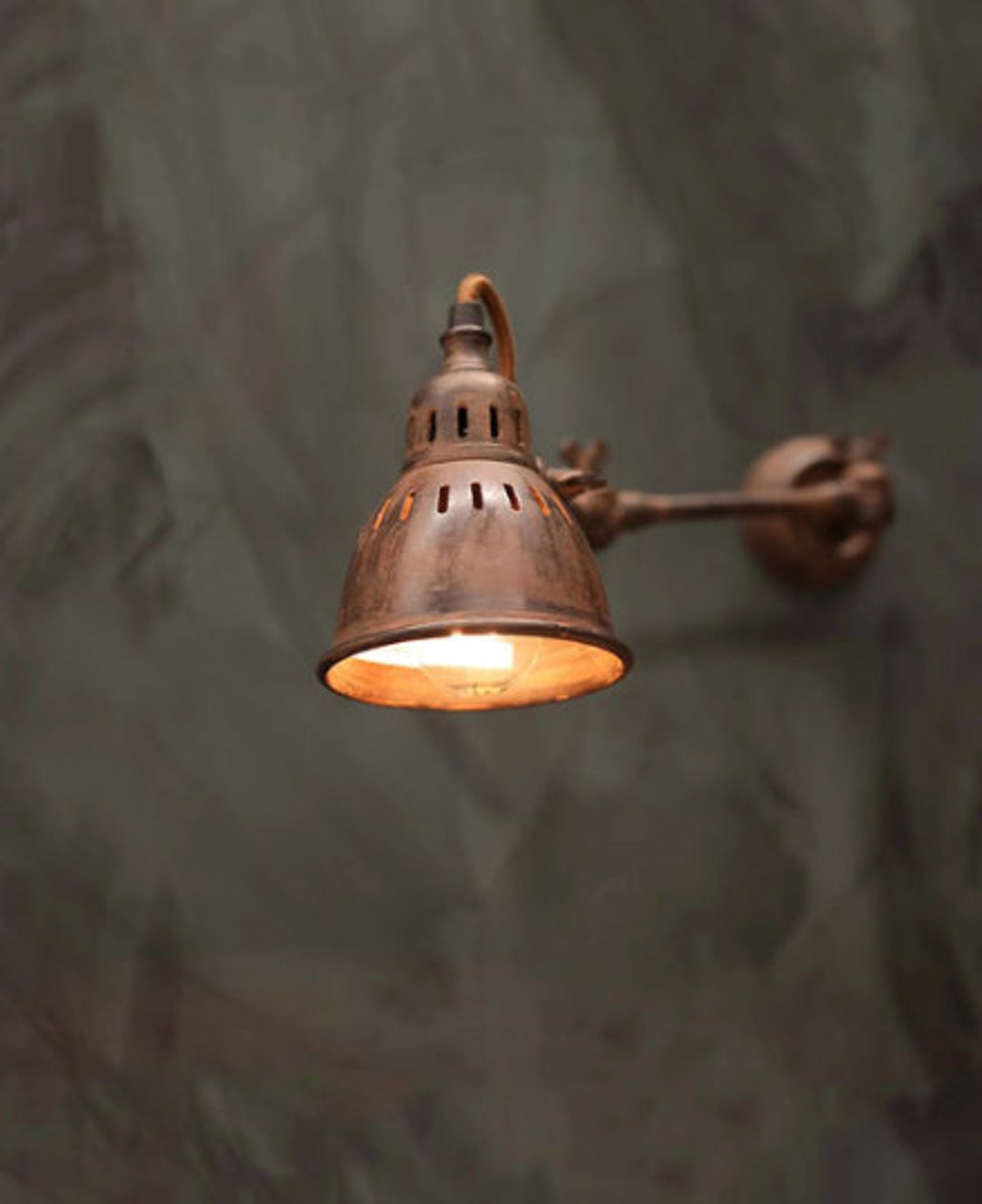 Vintage Retro Style Extendable Wall Task Light, Antique Rustic Lamp ...