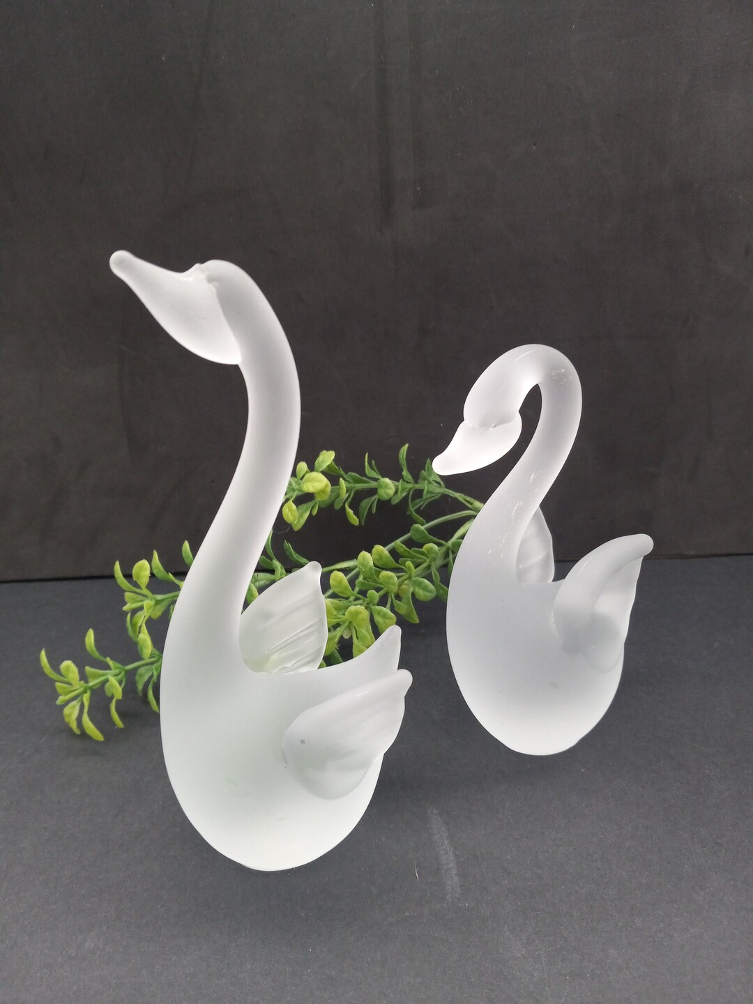 Frosted Glass Swan Figurines, Set of 2 - Etsy